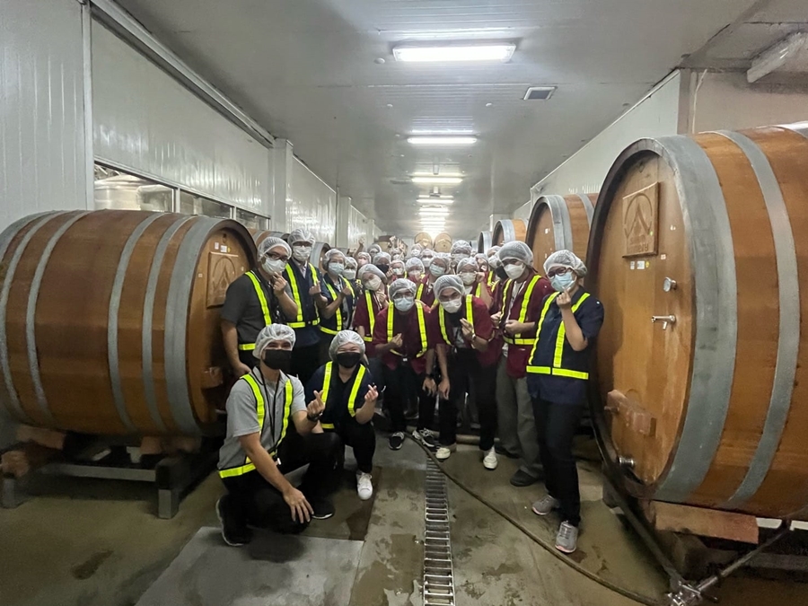 The students, staff and faculties from EGCHE visited Siam Winery company. – Chemical Engineering ...
