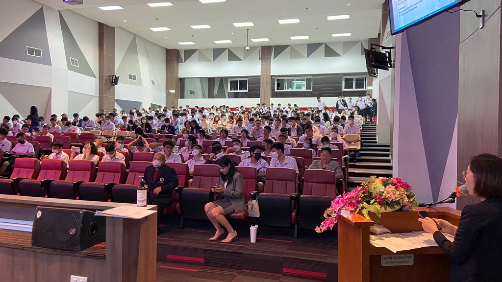 The Faculty of Engineering, Mahidol University, welcomed teachers and students from 15 schools ...